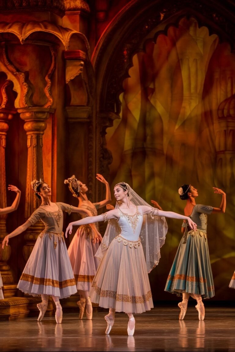 La Bayadere Ballet: Story, History & Performances Ballet Lovers